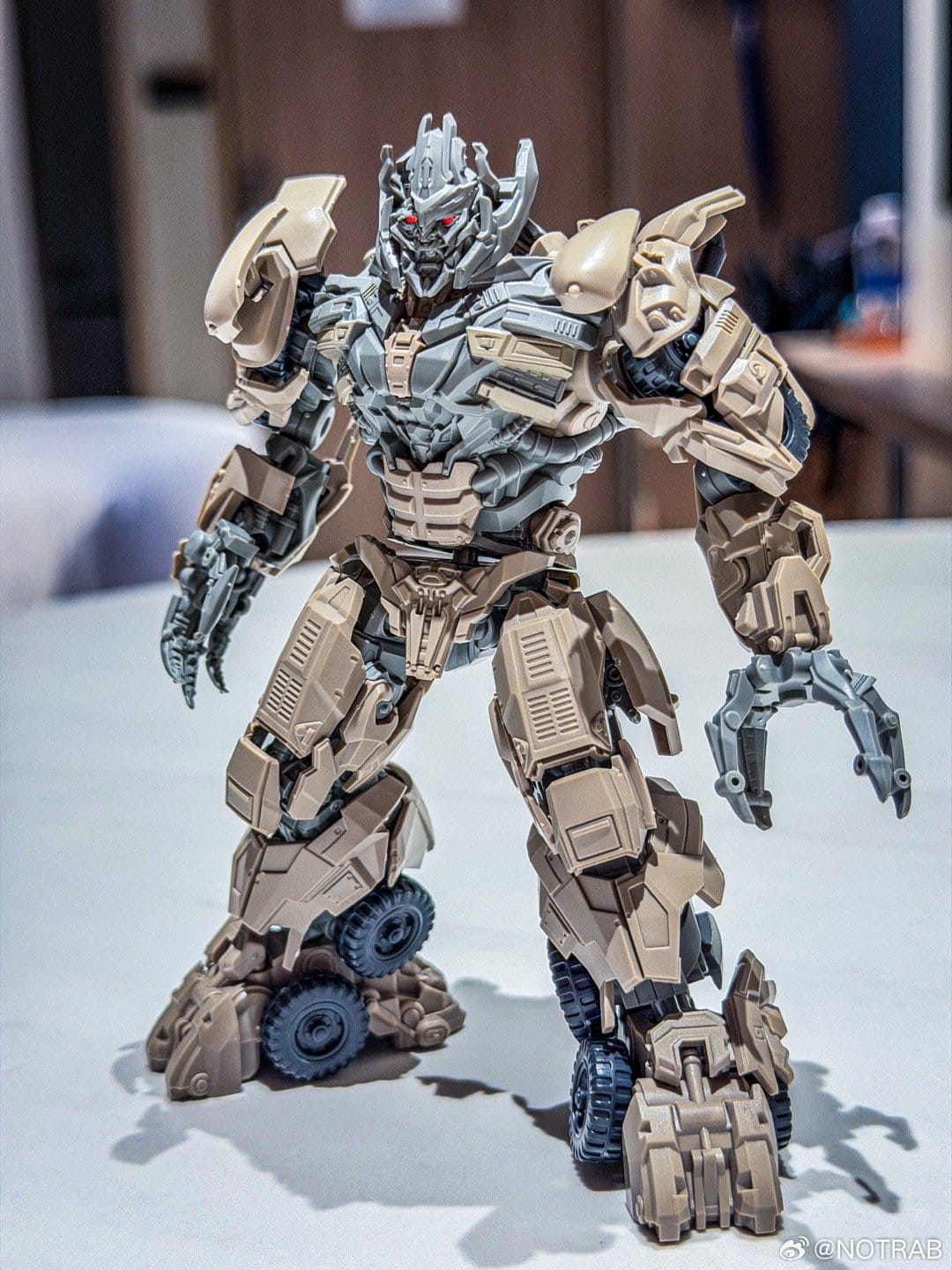 Mô hình lắp ráp Blokees Transformers Megatron DOTM – Mô Hình Cao Cấp